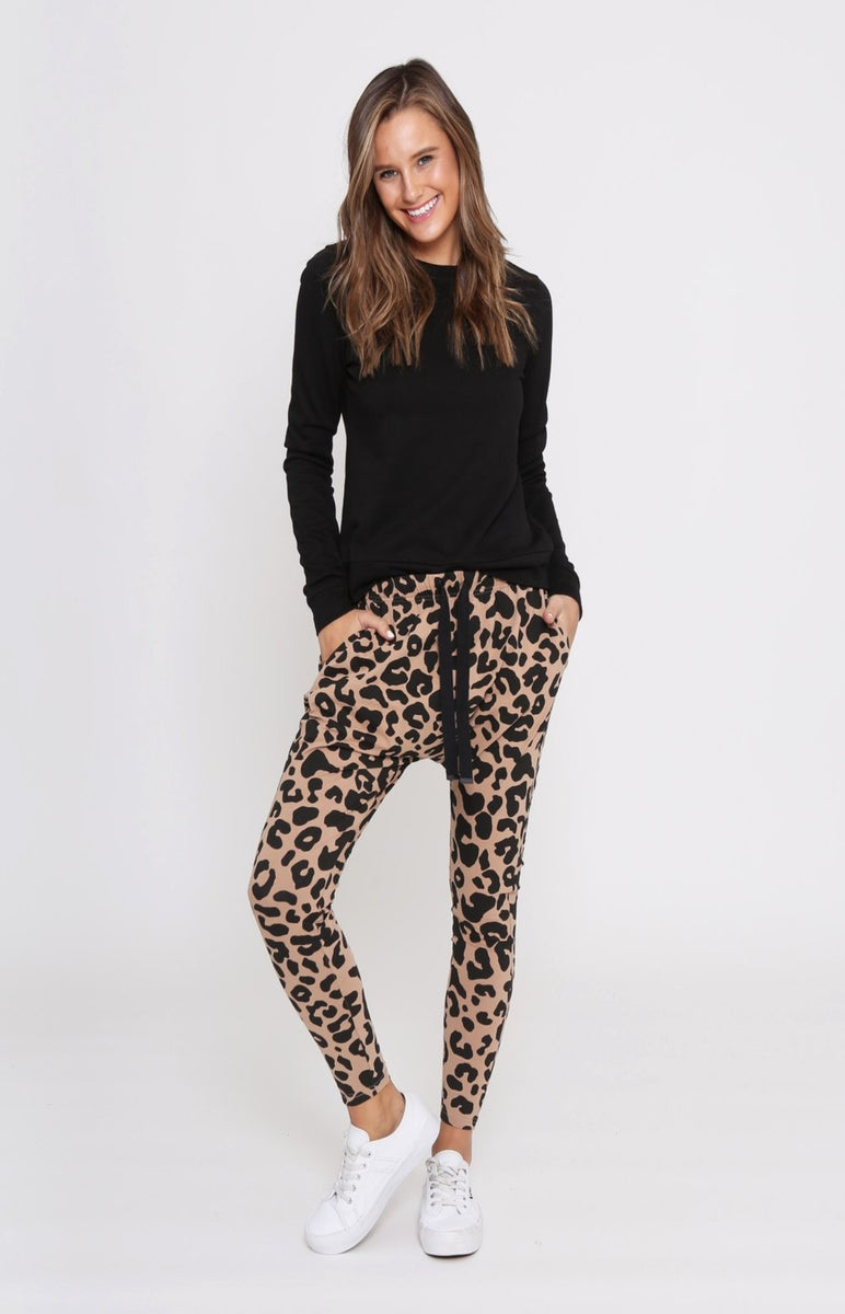 Kitty Droppies in Tan – Hanellei